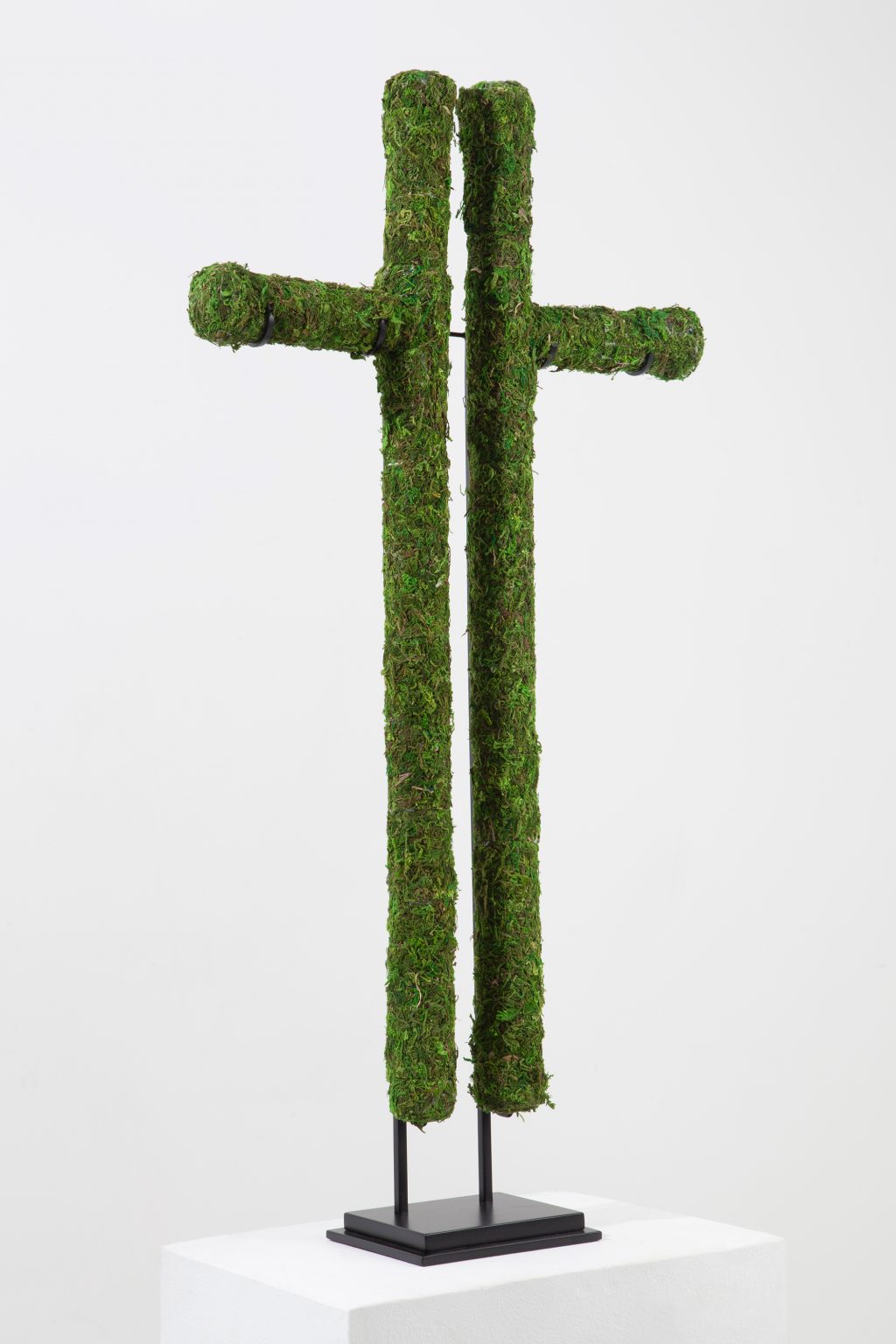 A Heart Trying To Break Free: A Conversation with Kendell Geers - Sculpture