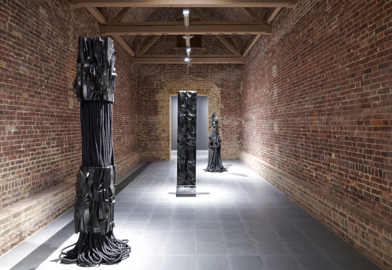 Barbara Chase-Riboud: Carving Routes Toward Liberation - Sculpture