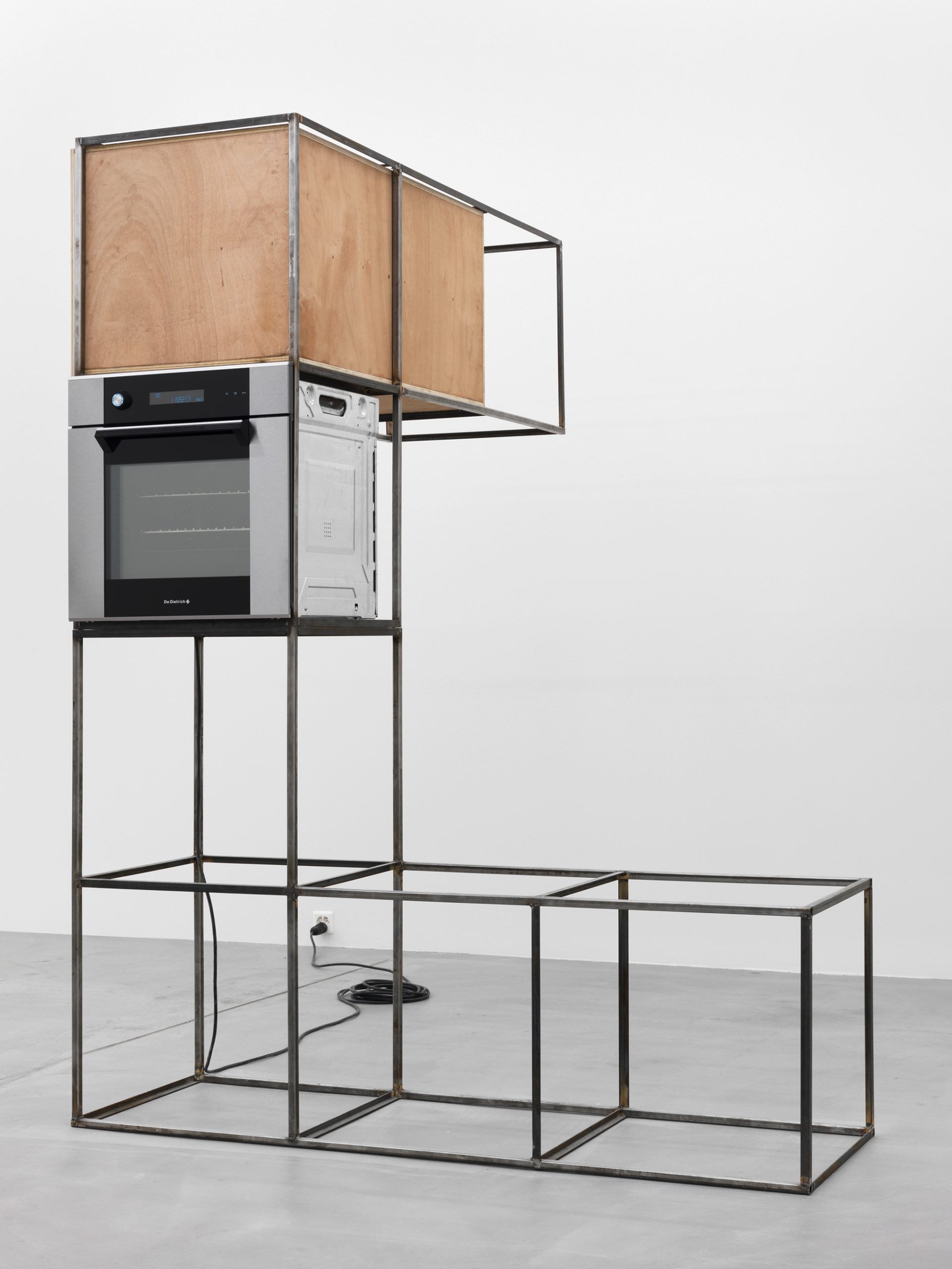 Mundane Acts: A Conversation with Oscar Tuazon - Sculpture