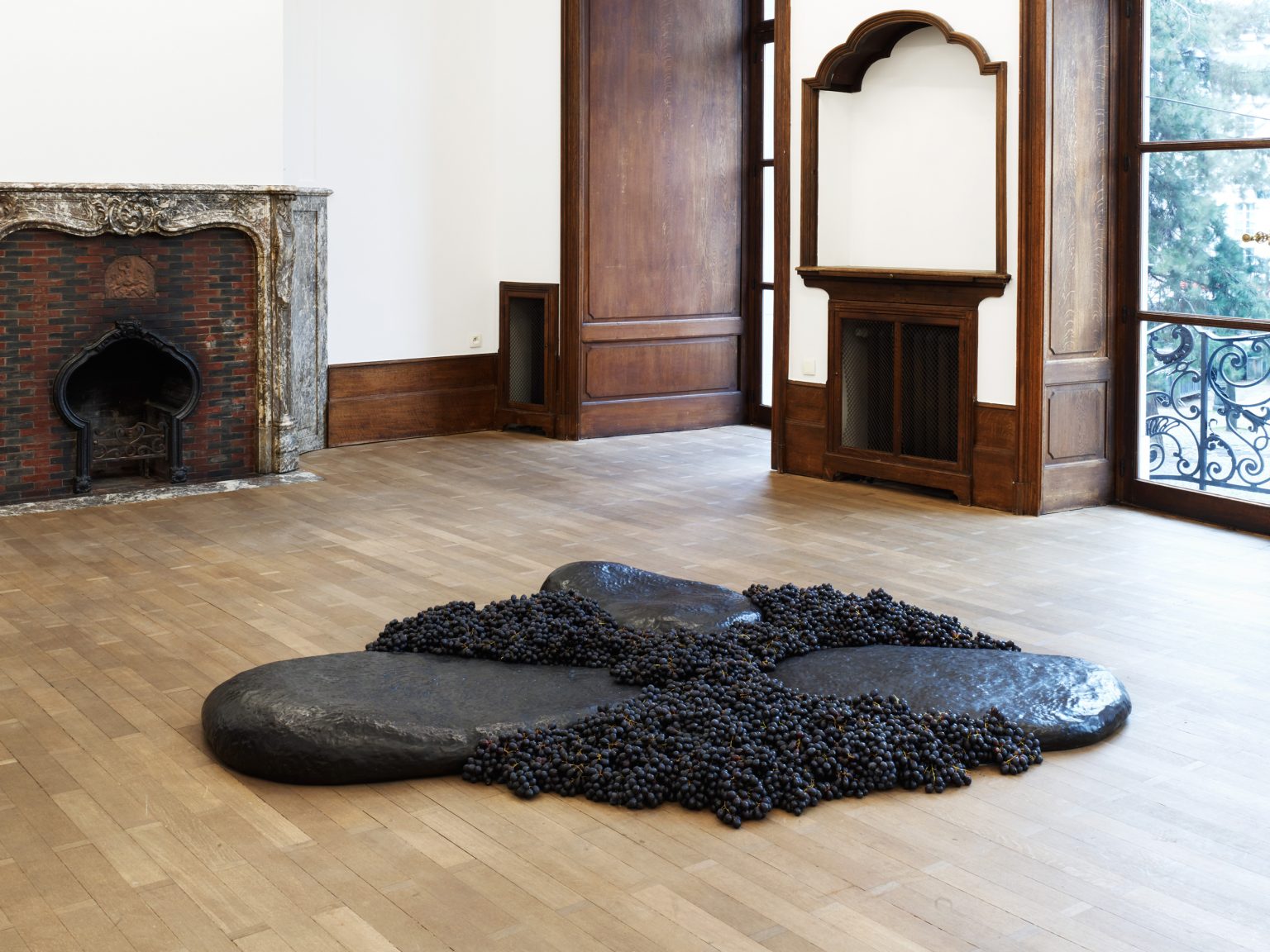 Temporalities and Memories: A Conversation with Solange Pessoa - Sculpture