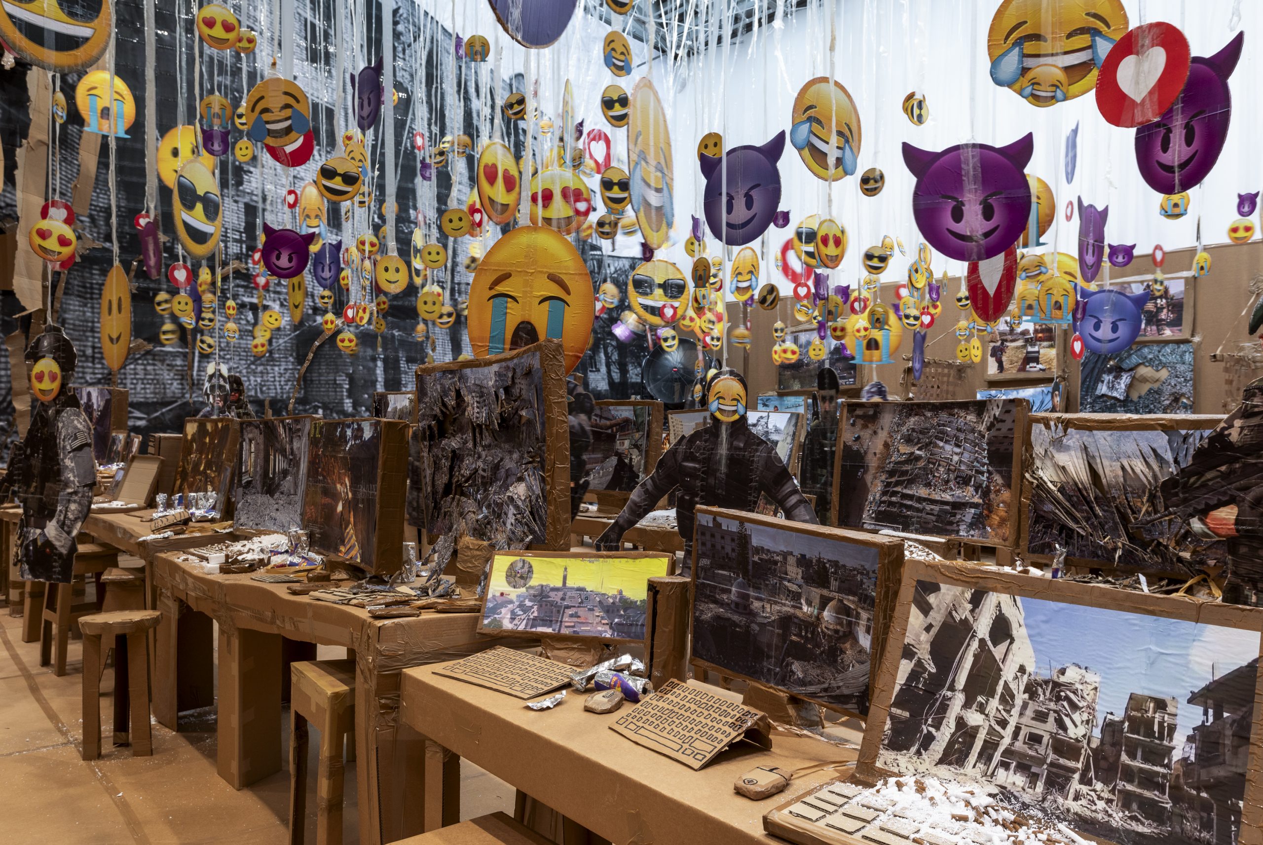 Thomas Hirschhorn - Sculpture