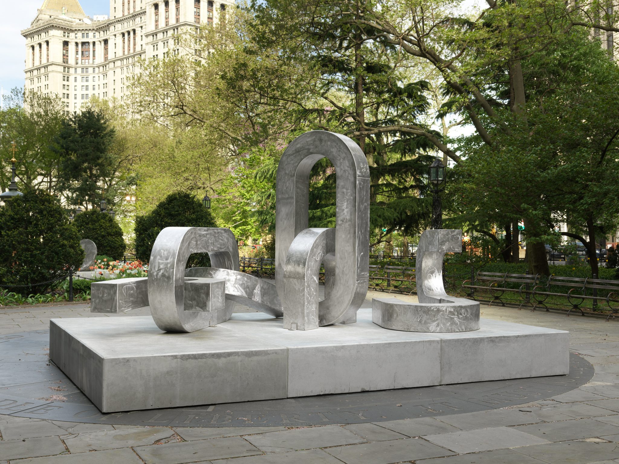 Melvin Edwards: "You don’t play around with that power" - Sculpture